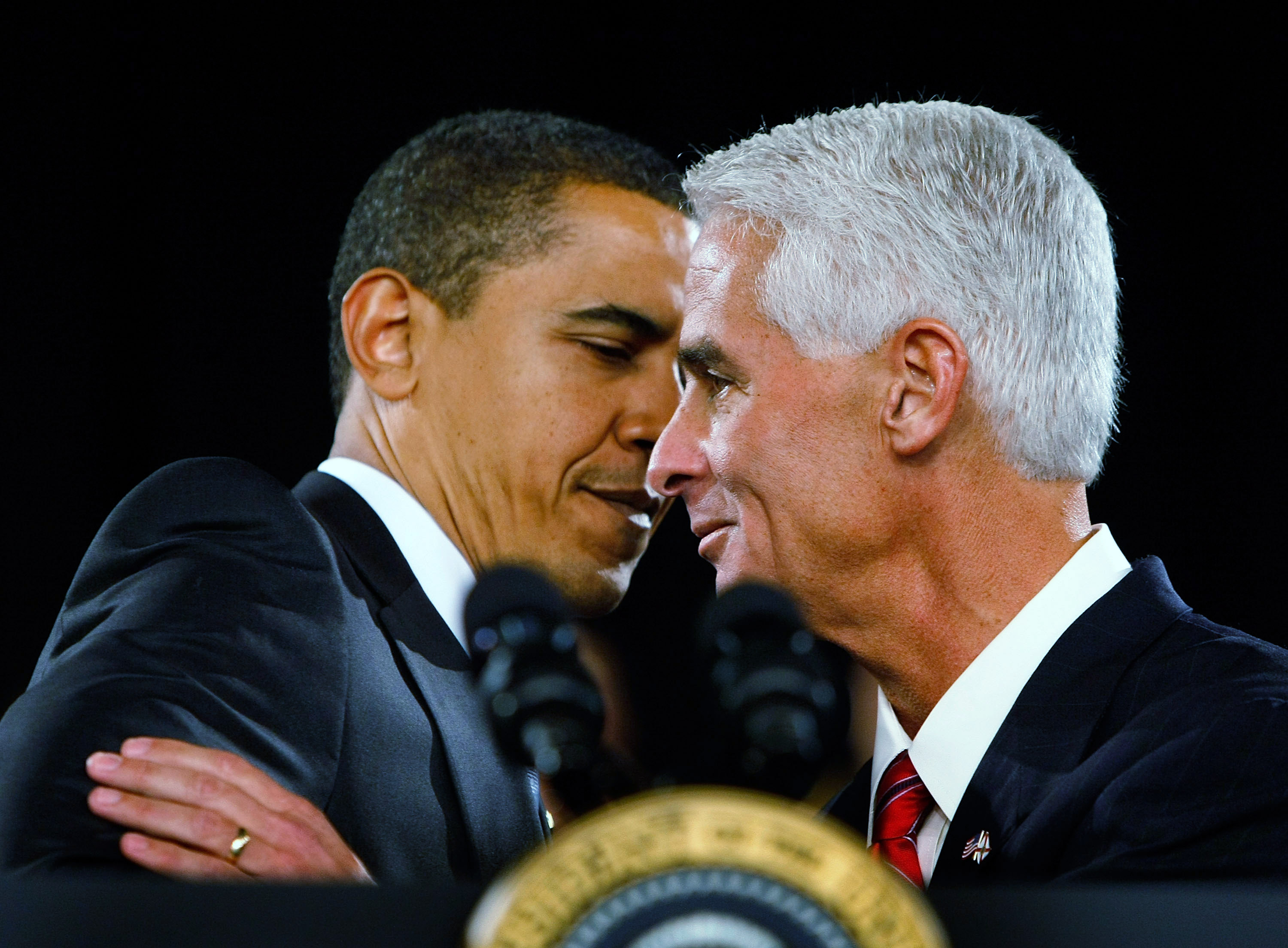 Barack Obama embraces Charlie Crist for Governor in video endorsement Barack Obama embraces Charlie Crist for Governor in video endorsement